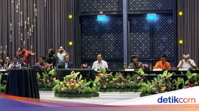 Luhut Minta TPA Suwung Tak Terima Sampah Selama Bali Air Show 2024
