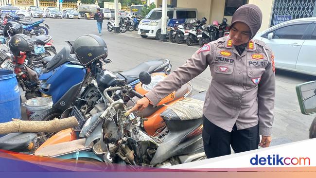 Brak! Pemotor Bawa Sayur Tewas Ditabrak Sopir Mabuk di Overpass Manahan Solo