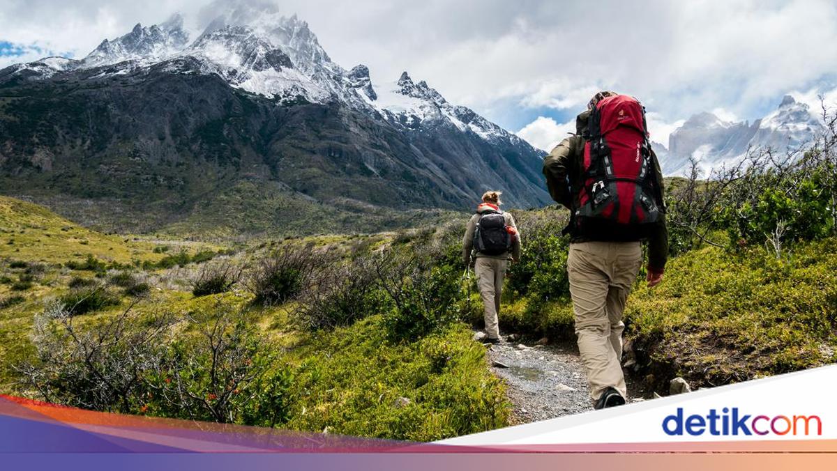 11 Persiapan Mendaki Gunung untuk Pemula, Apa Saja yang Harus Diperhatikan?