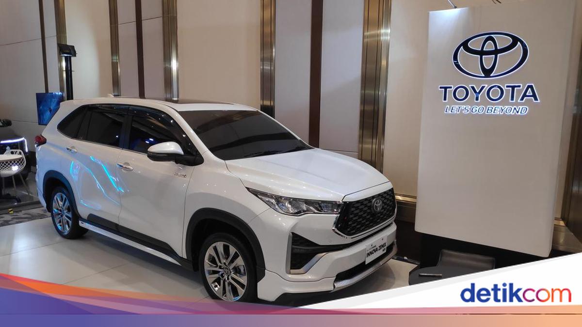 Daftar Mobil Hybrid di Indonesia dan Harga Terbaru 2025