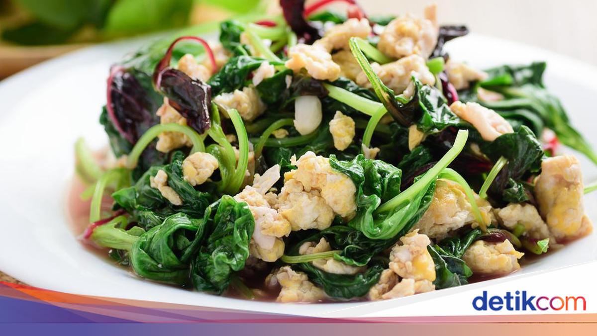 Resep Tumis Bayam Campur Telur yang Gurih Buat Ide Bekal