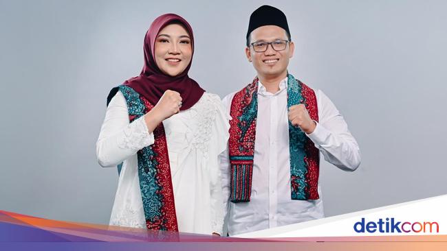 Hasiroh Hafidz Siap Jadi Garda Depan Dukung Vivit-Gus Umam, Ini Alasannya Hasiroh Hafidz Siap Jadi Garda Depan Dukung Vivit-Gus Umam, Ini Alasannya
