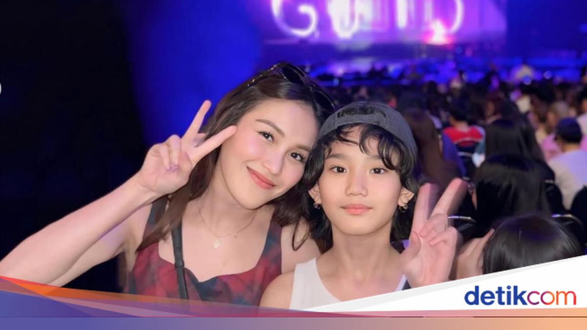 Demi Anniversary BTS, Ayu Ting Ting Siap Terbang ke Busan Bareng Bilqis