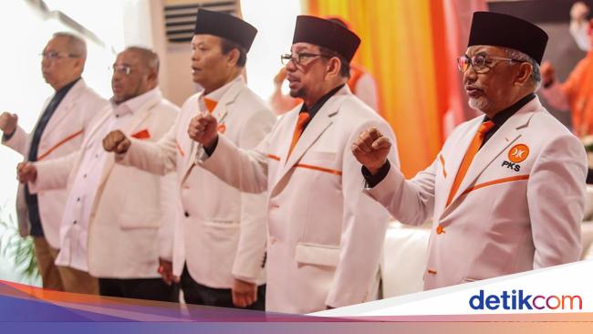 Gelar Rapimnas, PKS Targetkan Menang 60 Persen di Pilkada 2024