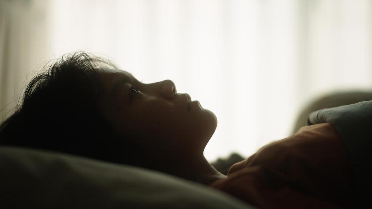 Ketindihan saat Tidur Tanda 'Ketiban Jin'? Dokter Ungkap Fakta Sesungguhnya