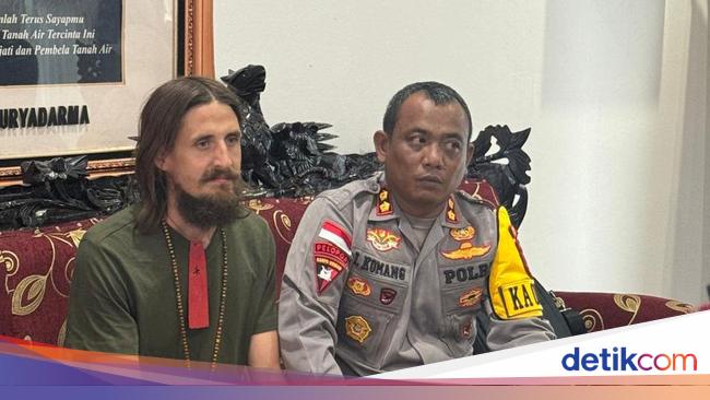 Perjalanan Kasus Pilot Susi Air Disandera hingga Akhirnya Dibebaskan