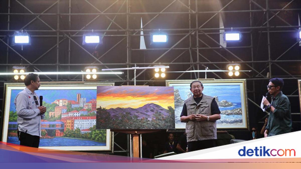AHY Ceritakan Hobi Melukis SBY Berawal Sejak Bu Ani Wafat