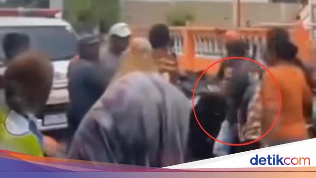 Heboh Jenazah di Parepare Diantar Pakai Motor, Diduga Tak Dilayani Ambulans