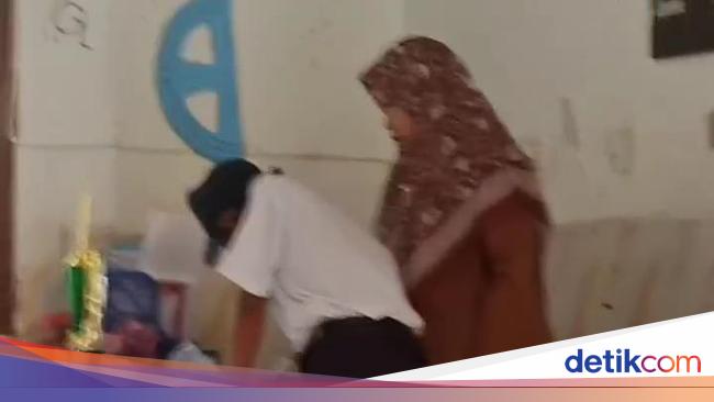 Guru SMP di Lamongan yang Viral Tampar Siswa Ditarik ke Dispendik