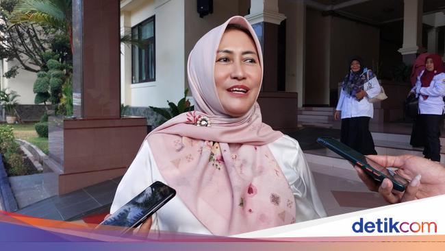 Efek Domino Pernikahan Dini di Cirebon