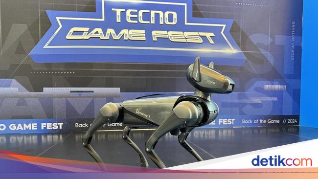 Aksi Robot Anjing Pintar Tecno Dynamic 1 yang Menggemaskan
