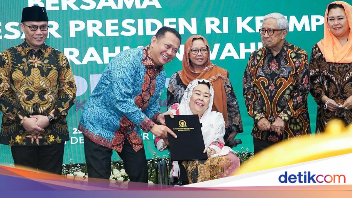 TAP MPR II/2001 Dicabut, Bamsoet Desak Segera Pulihkan Nama Gus Dur