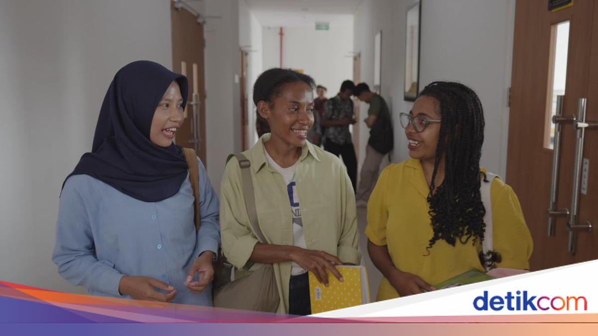 Program ADEM-ADIK Bantu Ribuan Pelajar Pelosok Raih Pendidikan Berkualitas