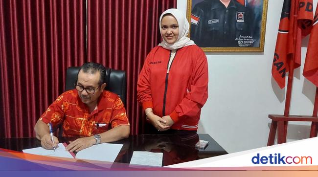 PDIP Tunjuk Sophi Zulfia Jadi Ketua DPRD Kabupaten Cirebon 2024-2029