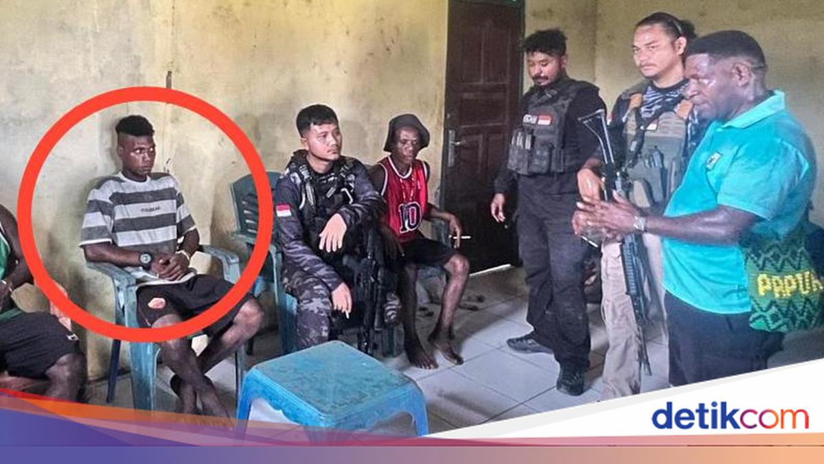 Tampang Anggota KKB Pembunuh 4 Pekerja Proyek Trans Papua Saat Ditangkap