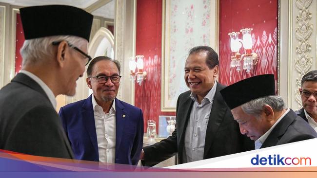Potret CT Bersama Pimpinan NU-Muhammadiyah Silaturahami ke PM Anwar Ibrahim