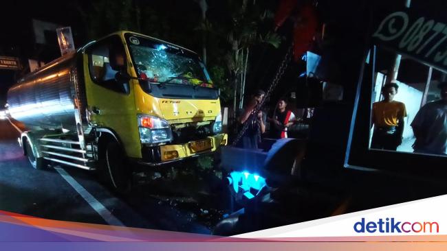 Truk Tangki Tabrak Motor di Bangunharjo Bantul, 1 Orang Tewas