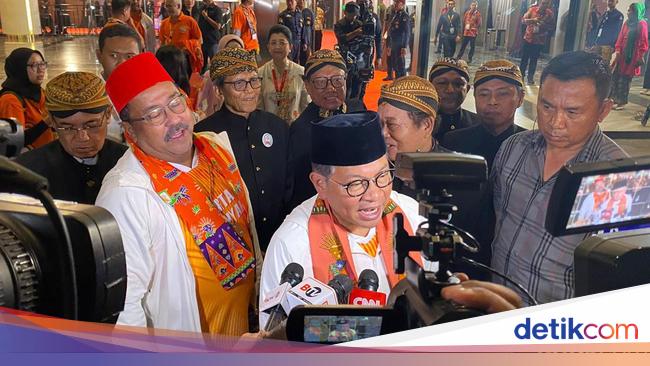 Pramono-Rano Tiba di Arena Debat Pilgub Jakarta, Ditemani Mandra-Atun