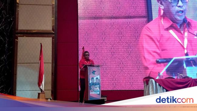 Hasto Sebut Edy Rahmayadi Spesialis Pengganti Mulyono dan Keluarga