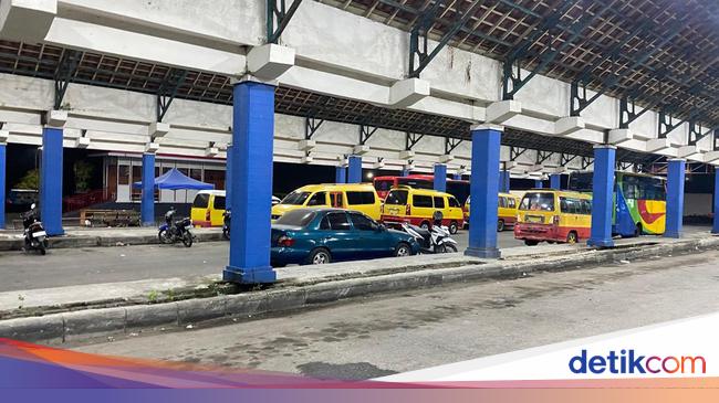 Sopir Bus Trans Semarang Meninggal di Terminal Mangkang Usai Narik