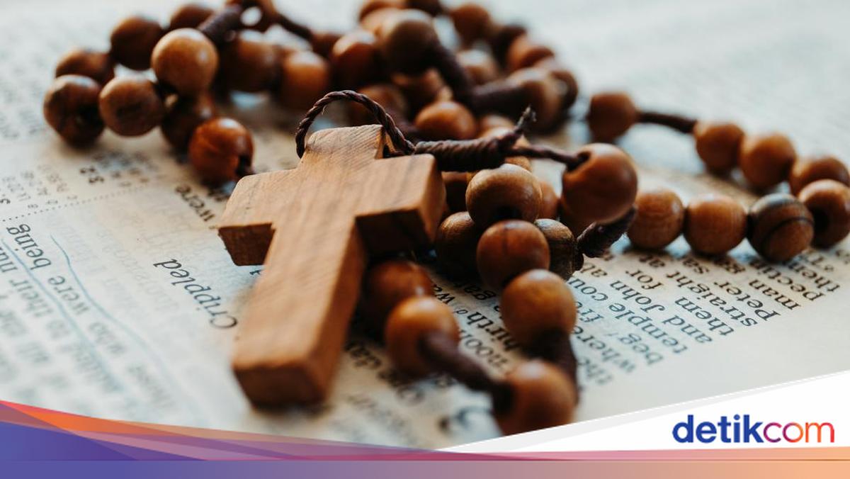 Susunan Doa Rosario Hari Rabu, 23 Oktober 2024: Peristiwa Mulia