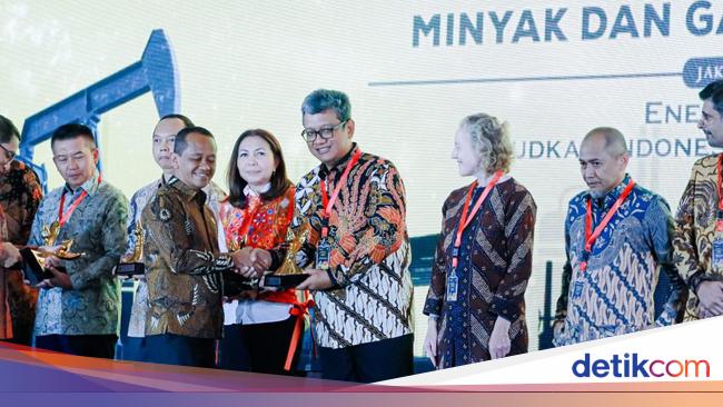 Kilang Pertamina Plaju Raih Penghargaan Patra Nirbhaya Karya Utama Adinugraha VII
