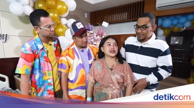 Mpok Alpa Langsung 'Tutup Pabrik' Usai Lahirkan Anak Kembar