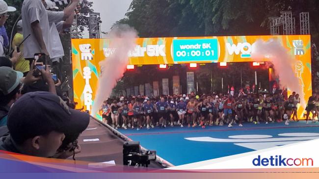 Keseruan Race Day Pertama Jakarta Running Festival 2024, Ribuan Pelari ...