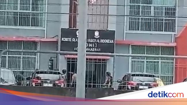 Kejari Geledah Kantor Koni Makassar Terkait Dugaan Korupsi Dana Hibah
