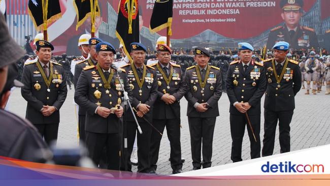 Jokowi Jadi Warga Kehormatan Brimob, Kapolri: Beliau Banyak Berjasa