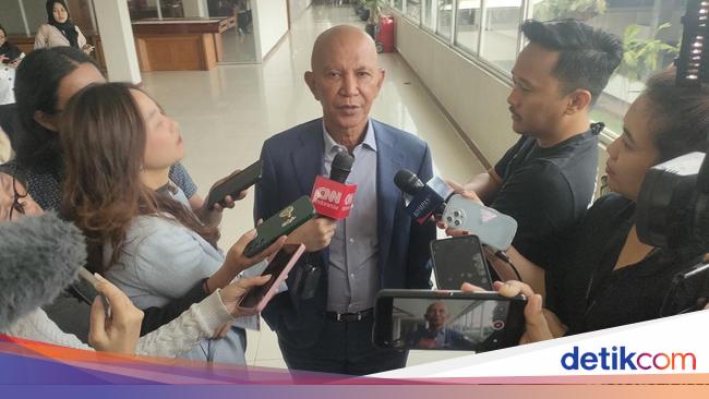 Said PDIP Jamin Hasto Tak ke Mana-mana: Memang Kabur? Said PDIP Jamin Hasto Tak ke Mana-mana: Memang Kabur?