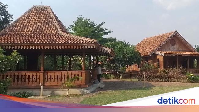 Melihat Deretan Rumah Betawi di Setu Babakan