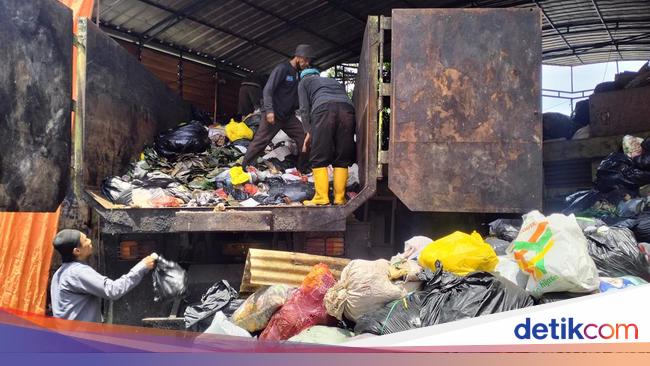 Skema Baru Kota Bandung untuk Kurangi Kiriman Sampah ke TPA Sarimukti