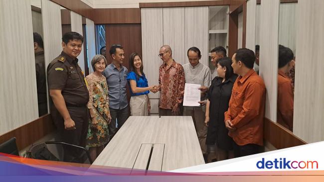 Kejari Tanjung Perak Lakukan Restorative Justice Kasus Penganiayaan