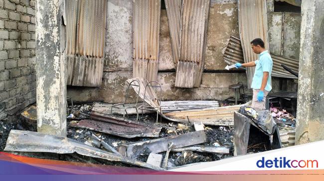 Korsleting Picu Kebakaran Apotek di Tabanan, Kerugian Rp 7 Miliar
