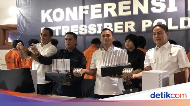 Polda Bali Bongkar Sindikat Registrasi Kartu SIM-Kode OTP Ilegal, 12 ... Polda Bali Bongkar Sindikat Registrasi Kartu SIM-Kode OTP Ilegal, 12 ...