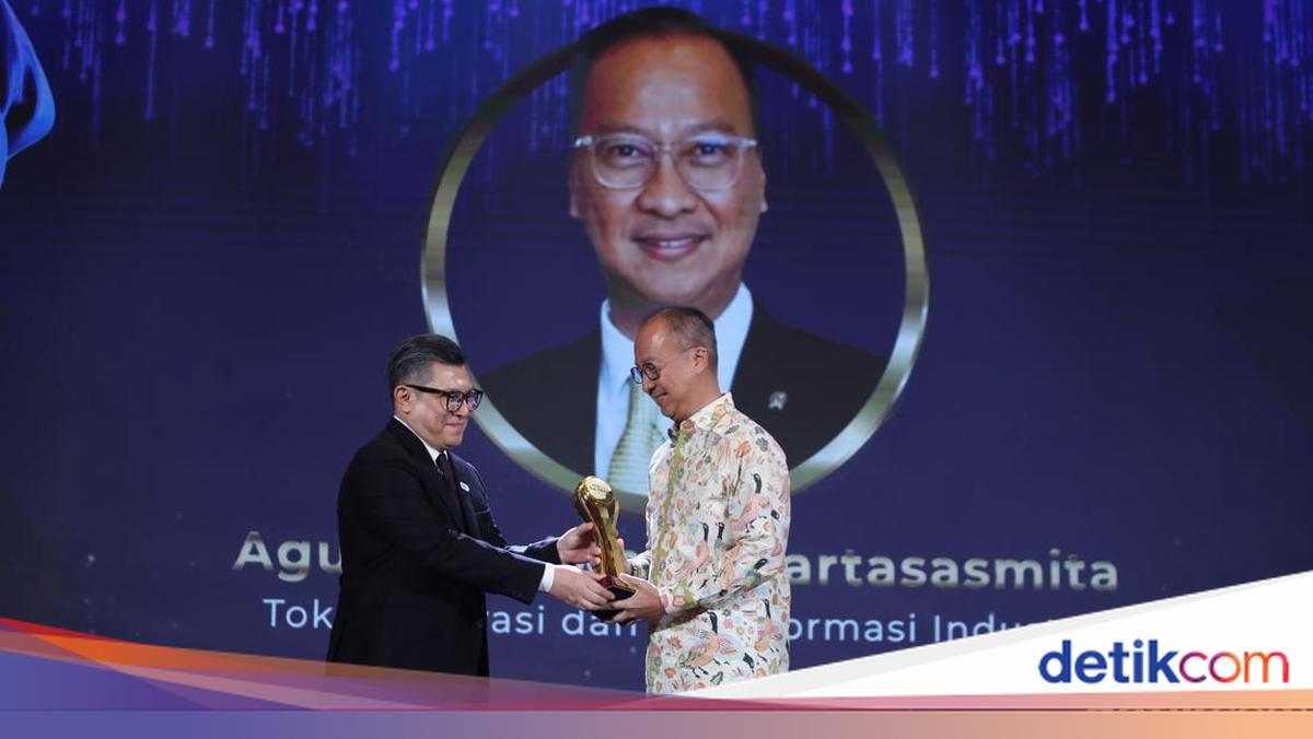 Potret Agus Gumiwang Raih Penghargaan Tokoh Inovasi dan Transformasi ...
