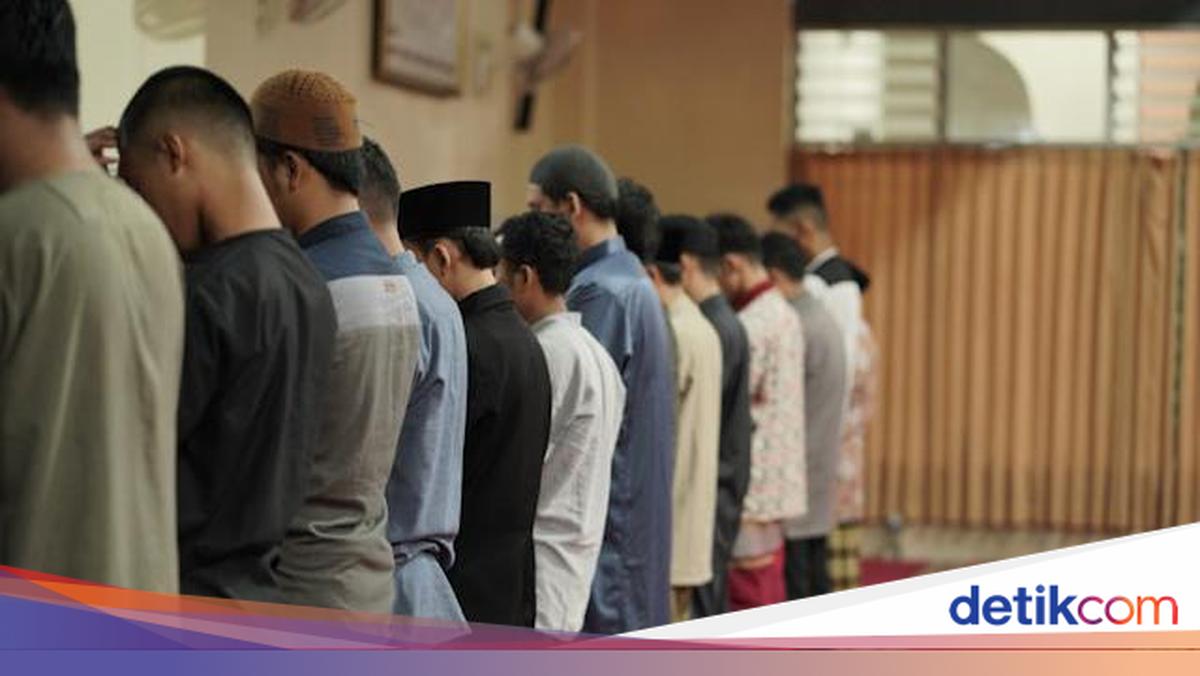 Bacaan Setelah Rukuk Ketika Sholat Lengkap dengan Latin dan Artinya