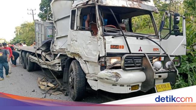 Laka Truk Vs Truk di Muratara Sebabkan 1 Tewas-2 Luka Berat