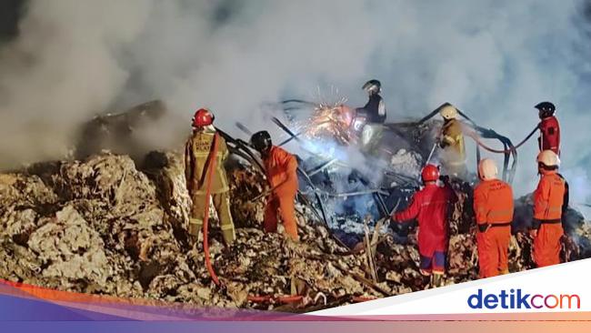 Gudang Awul di Jetis Wetan Klaten Terbakar