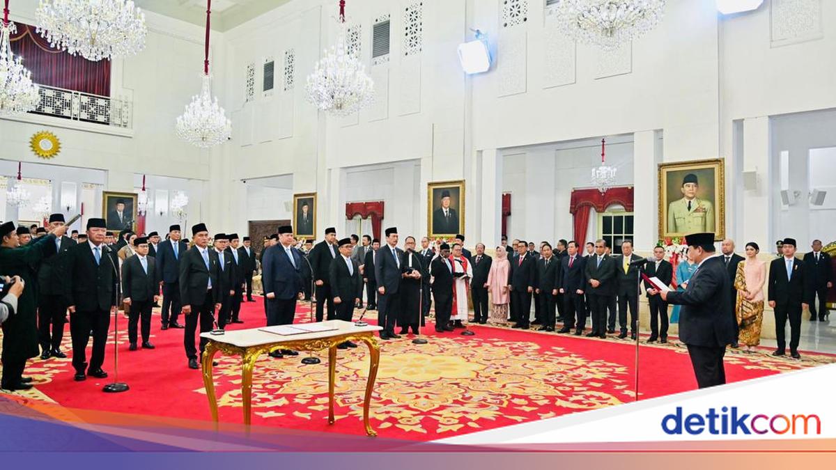 Prabowo Lantik Rini Widyantini Jadi MenPAN-RB Periode 2024-2029