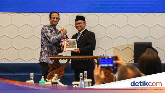 Polemik Kurikulum Merdeka, Zonasi, dan UN, Mendikdasmen Bilang Begini Polemik Kurikulum Merdeka, Zonasi, dan UN, Mendikdasmen Bilang Begini