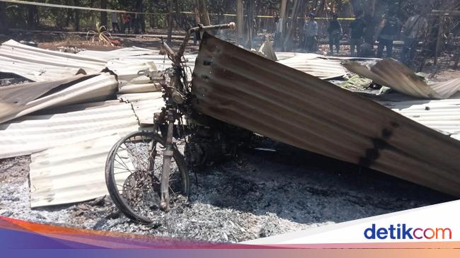 51 Rumah di Flores Timur Dibakar Massa-1 Tewas