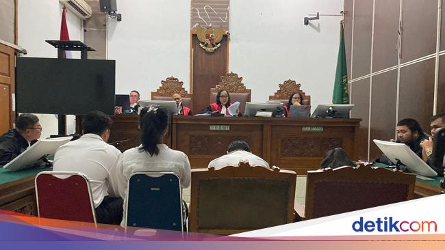 Lawan Main Siskaeee di Film Porno Juga Divonis 1 Tahun Penjara