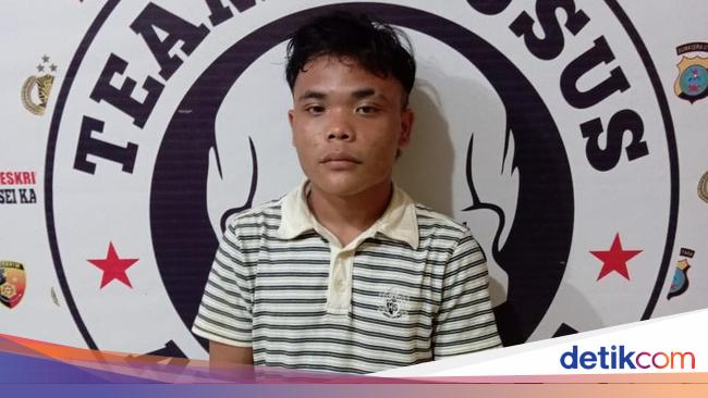 Tampang Pria yang Bacok Kedua Ortu di Labusel