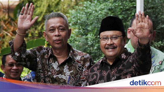 Potret Kompak Gus Ipul dan Agus Jabo Sapa Pegawai Kemensos