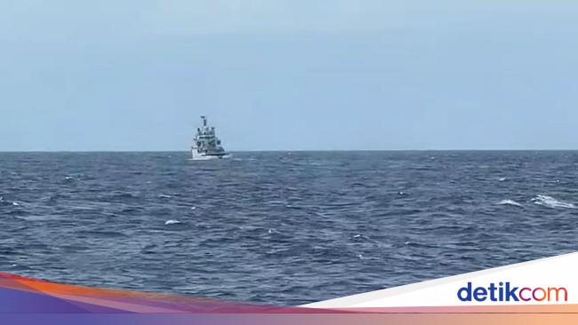 Bakamla RI Kembali Halau Kapal Coast Guard China di Laut Natuna Utara