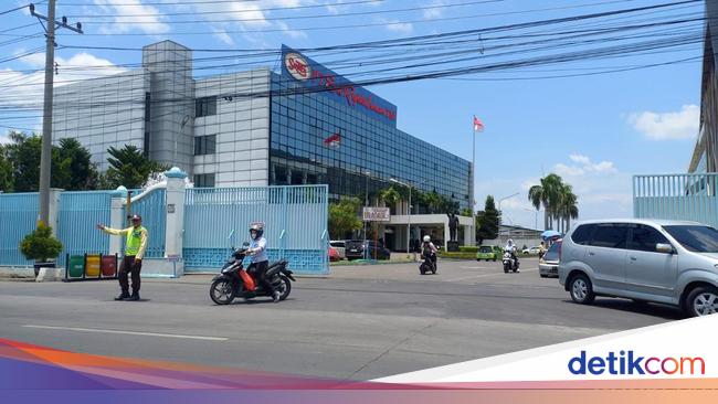 Begini Kondisi PT Sritex Usai Dinyatakan Pailit Pengadilan Niaga Semarang Begini Kondisi PT Sritex Usai Dinyatakan Pailit Pengadilan Niaga Semarang