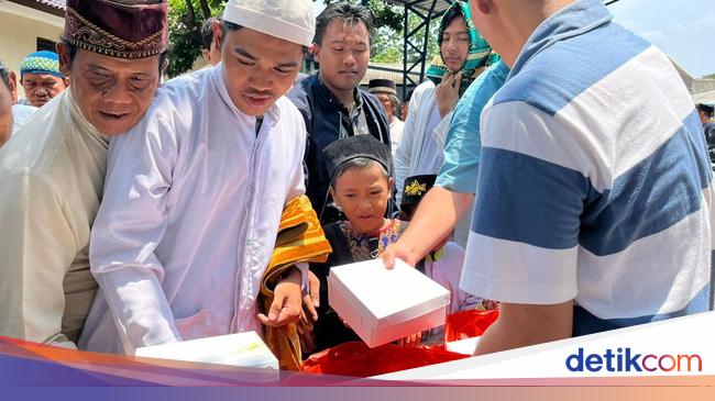 Humas Polri Jumat Berkah di 73 Masjid di Jakarta Jelang Hari Jadi ke-73