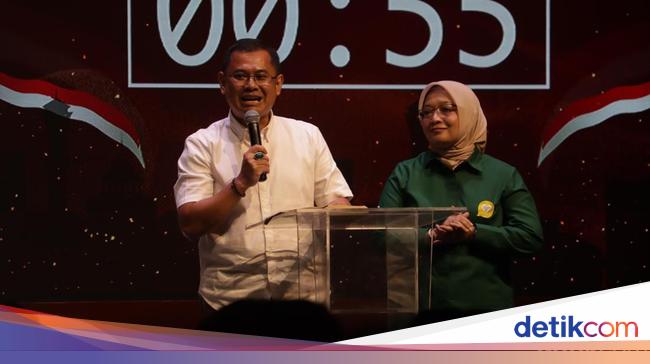 Konsep Pahlawan Lokal Ala Arfi-Yena untuk Kota Bandung Konsep Pahlawan Lokal Ala Arfi-Yena untuk Kota Bandung